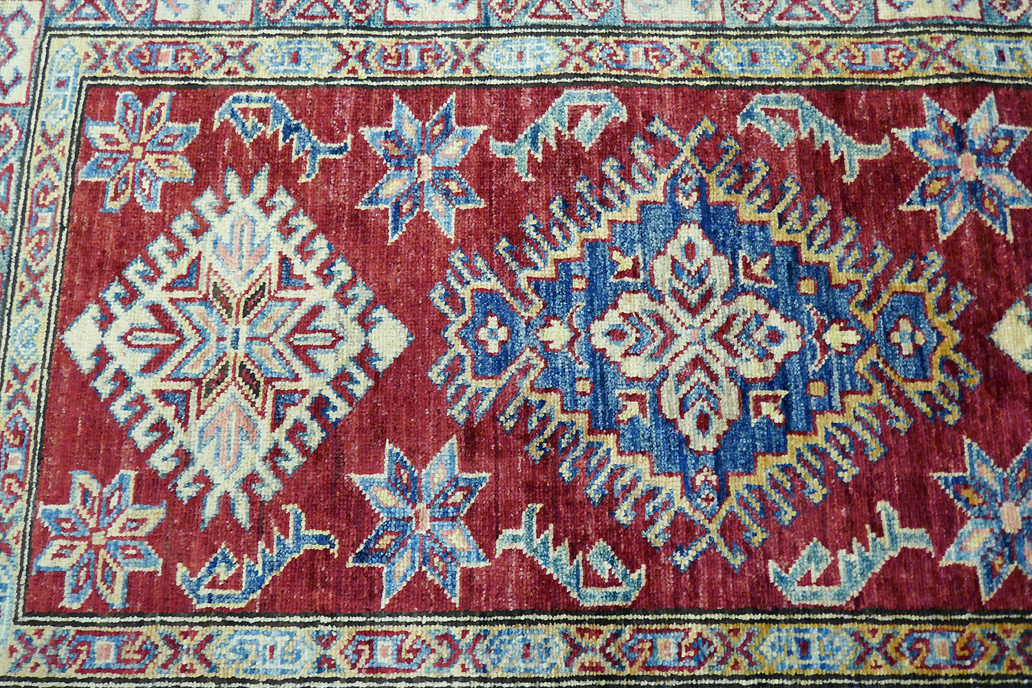 Tapis Oriental - Tapis Kazak extra fin - 119 x 74 cm | www.tapisdorient.net