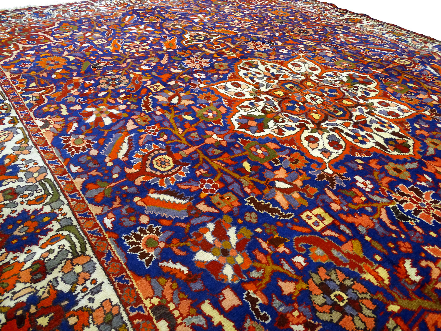 Tapis d'orient | Les plus beaux Tapis persans | www.tapisdorient.net